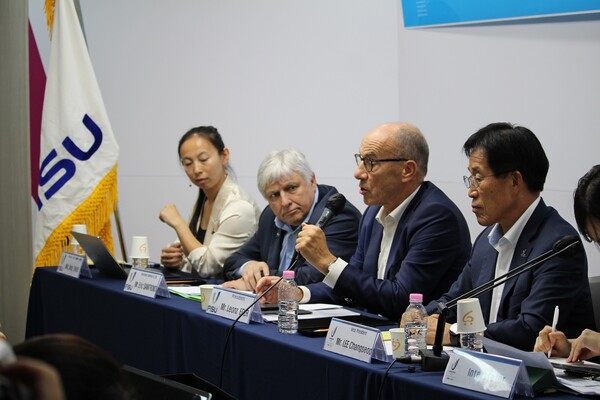 FISU 레온즈 에더 신임 회장, 2027 충청권 세계대학경기대회 준비 첫 인상..."훌륭한 팀워크"